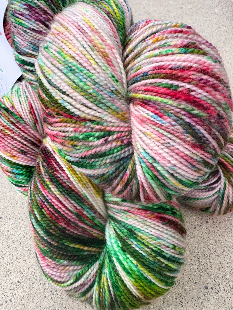 Vixen Baah Yarn Footloose – The Lovina Shop