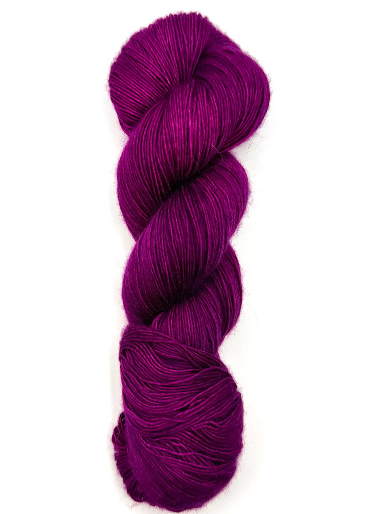 Amethyst Baah Yarn Mammoth – The Lovina Shop