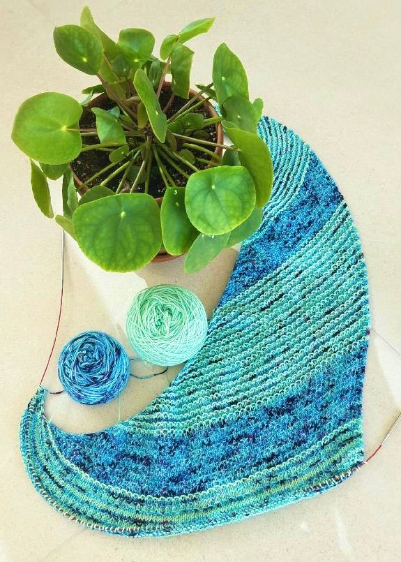 Hug Shot Shawl Casapinka Knitting Kit | Hug Shot Shawl Kit – The Lovina ...